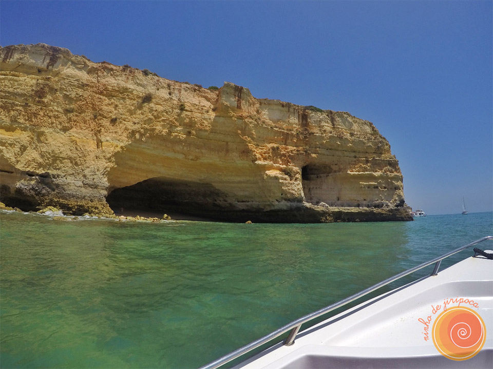 passeio-barco-Benagil-algarve-06 - Ninho de Jiripoca - Viagens com ...